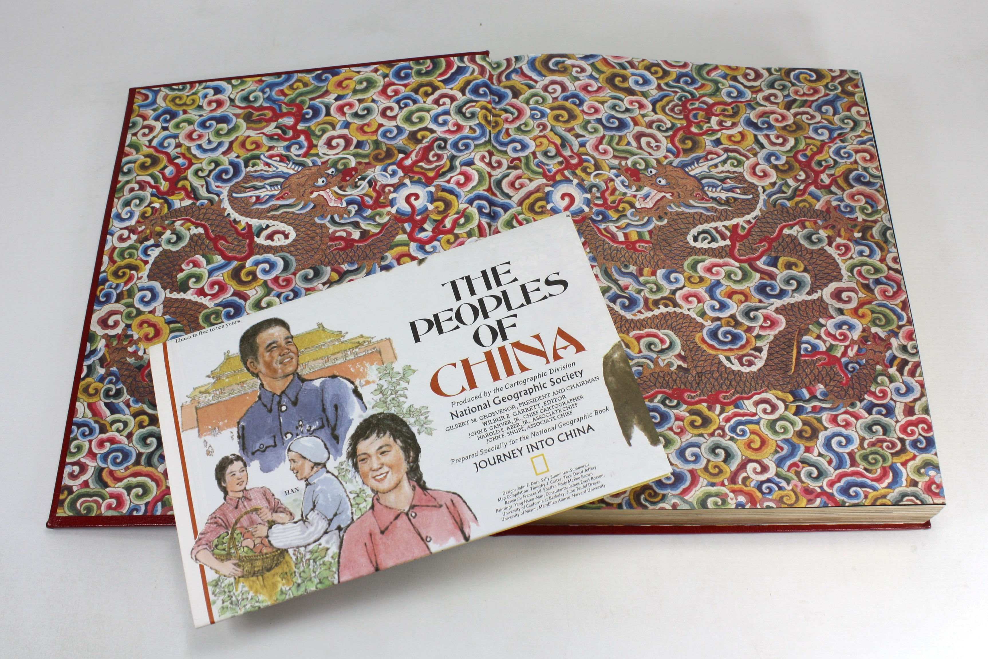 Journey Into China, National Geographic Society, 1988, with map. Delux ...